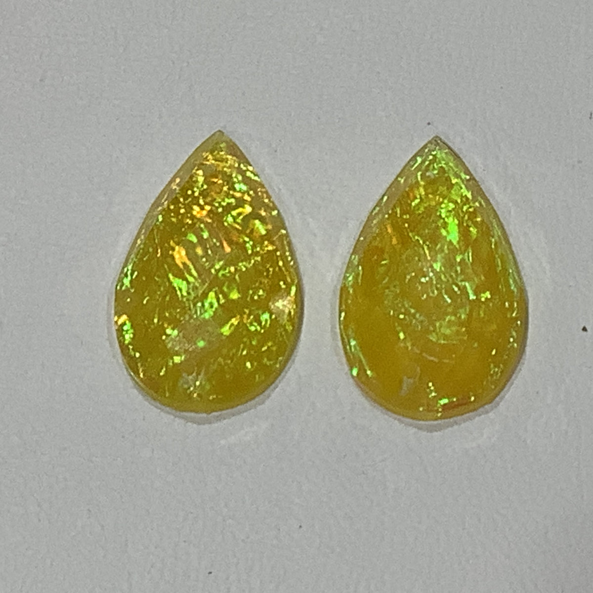 16x30mm Tear Drop Yellow – Beaded Edge Supply
